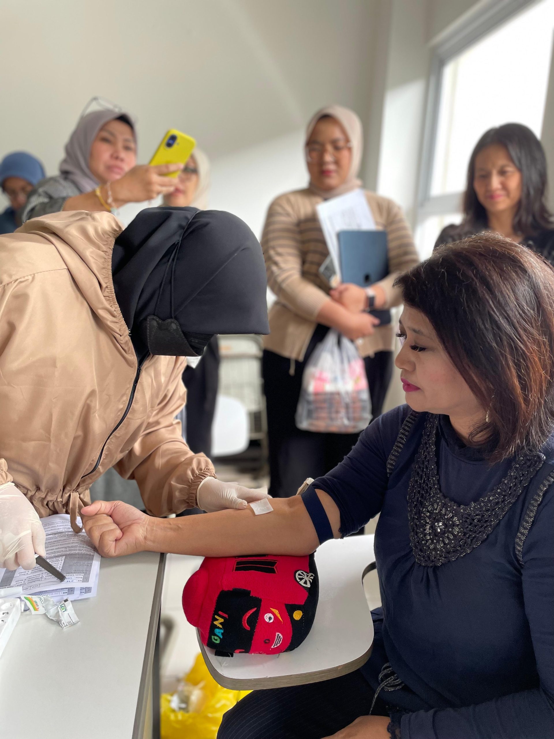 Gallery – Pemeriksaan Kesehatan & Mobile VCT – Taruna Bakti University